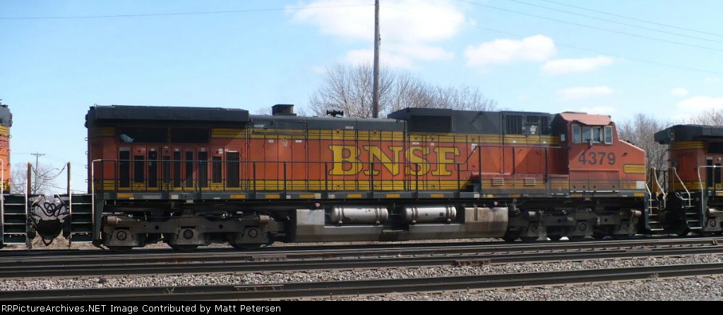 BNSF 4379